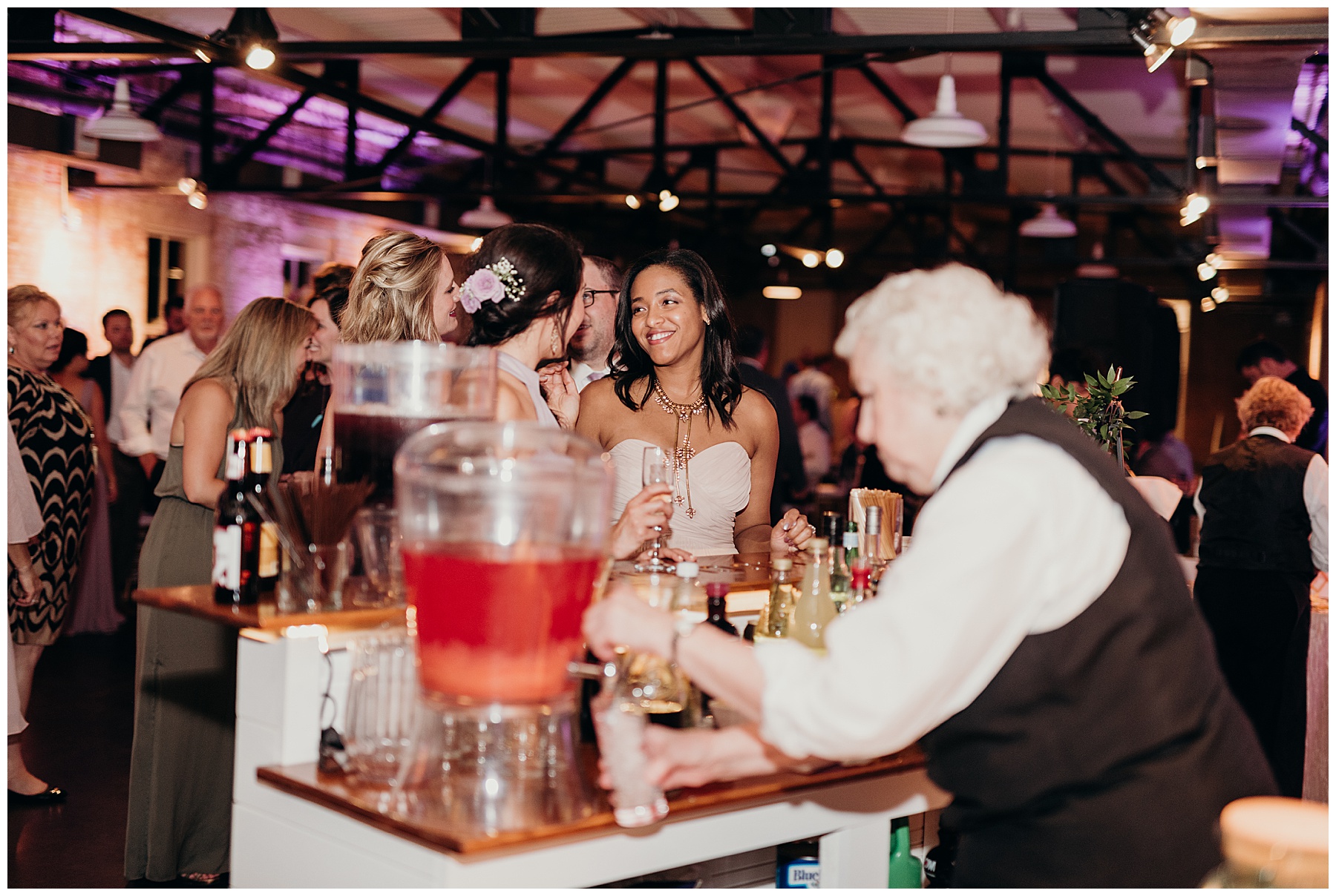 Filter Building Wedding Photos in Dallas, TX - Leah Goetzel Photography