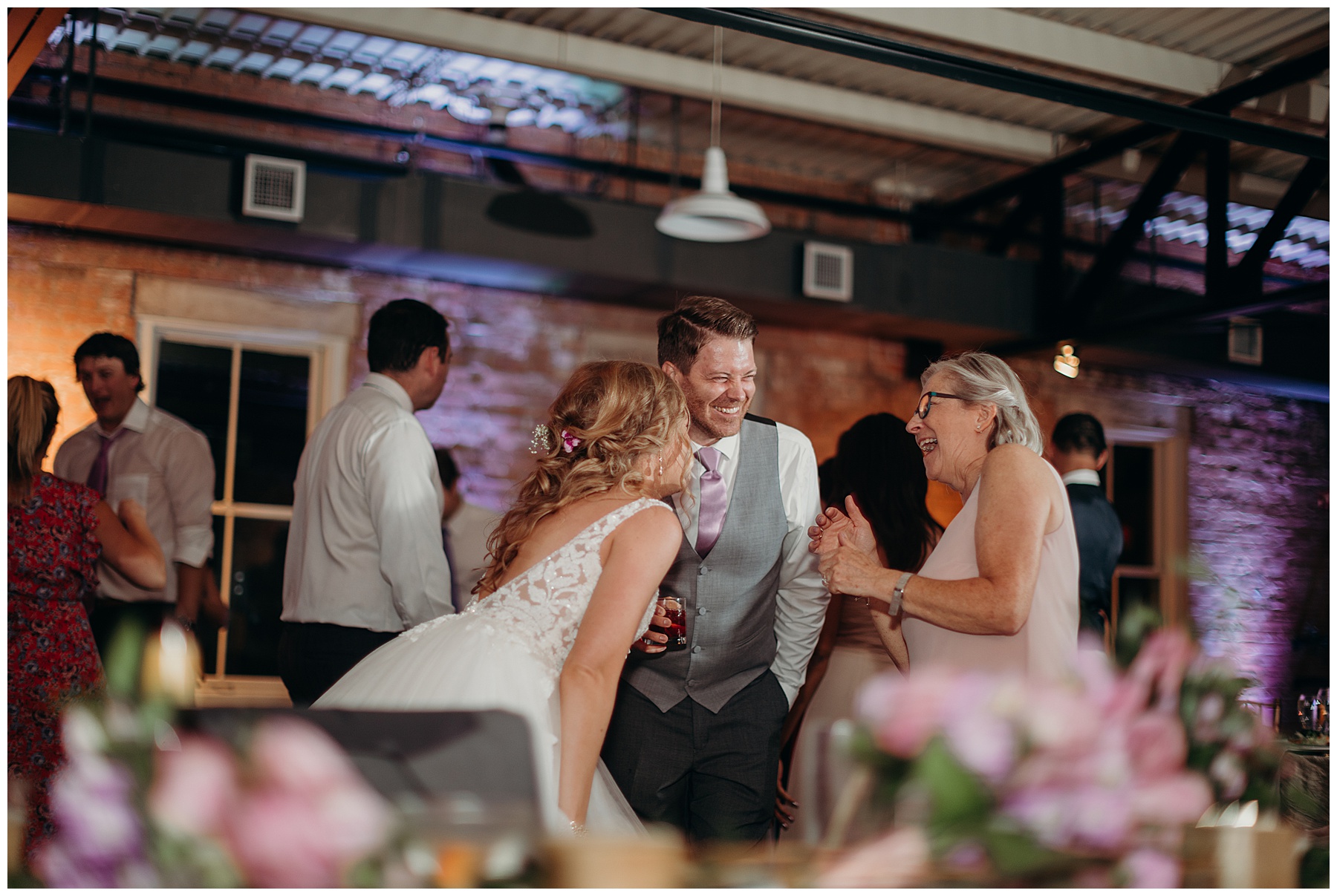 Filter Building Wedding Photos in Dallas, TX - Leah Goetzel Photography