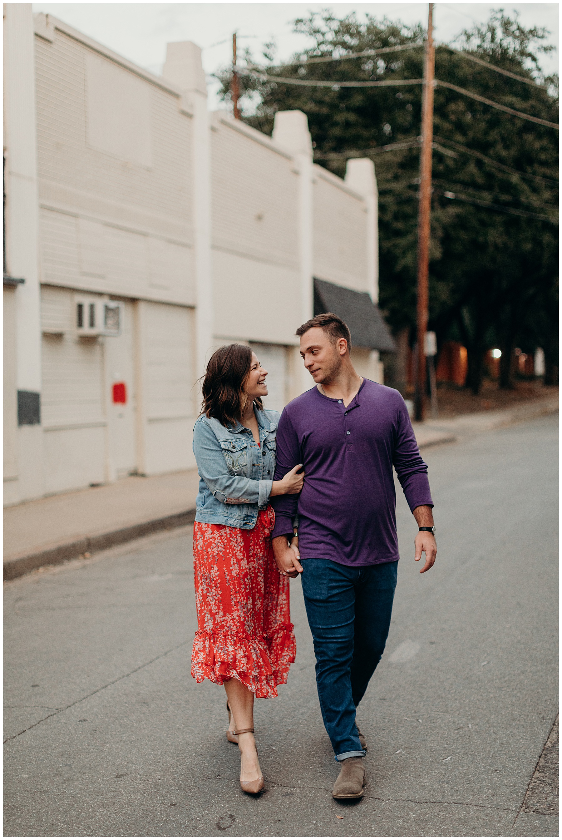 Engagement Photos Deep Ellum - Leah Goetzel Photography