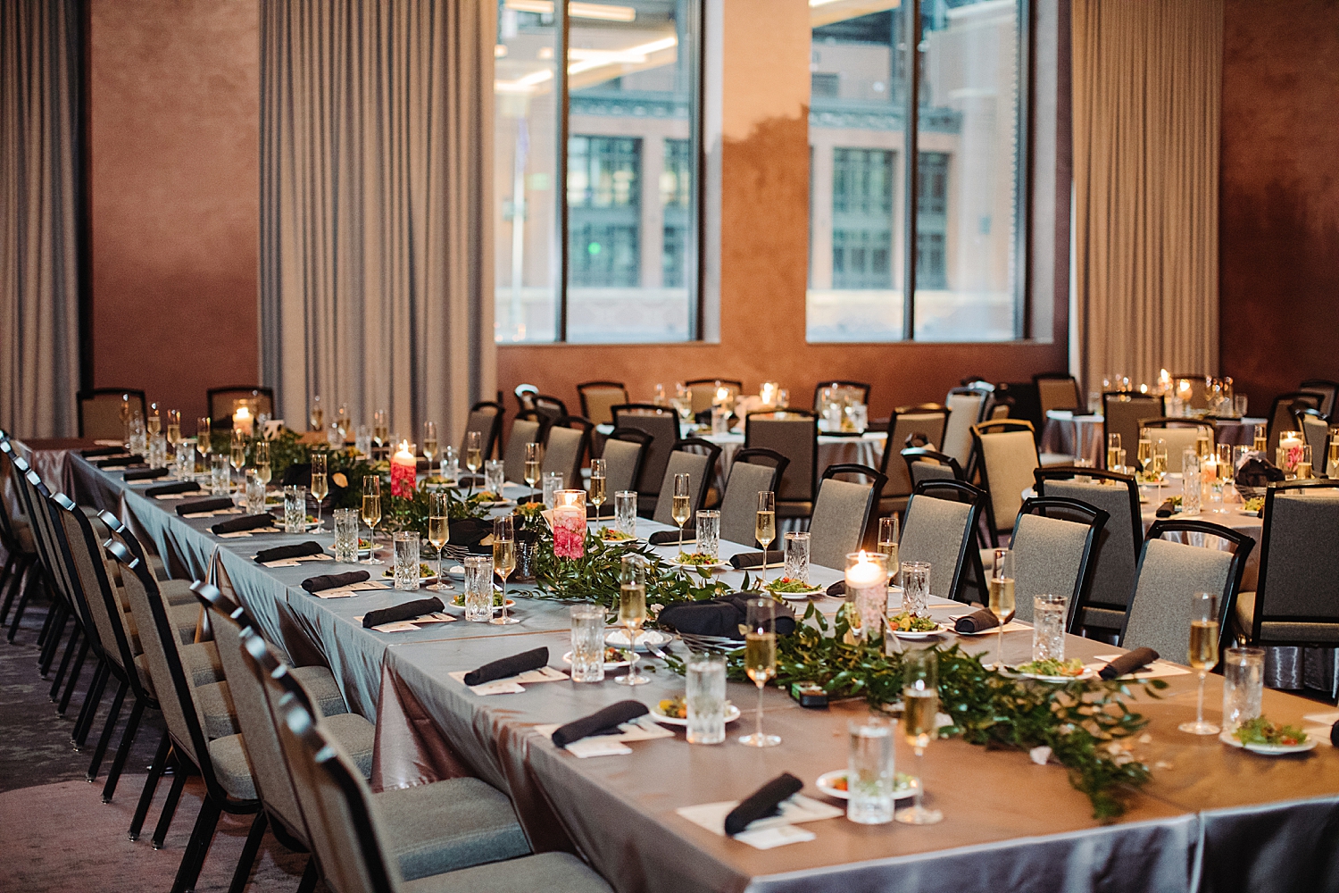 Rally Hotel Wedding - Leah Goetzel Photography