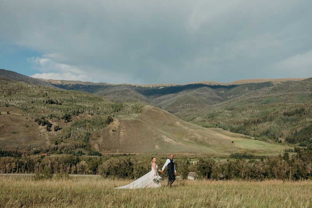 Apache Ranch Wedding Guide - Leah Goetzel Photography